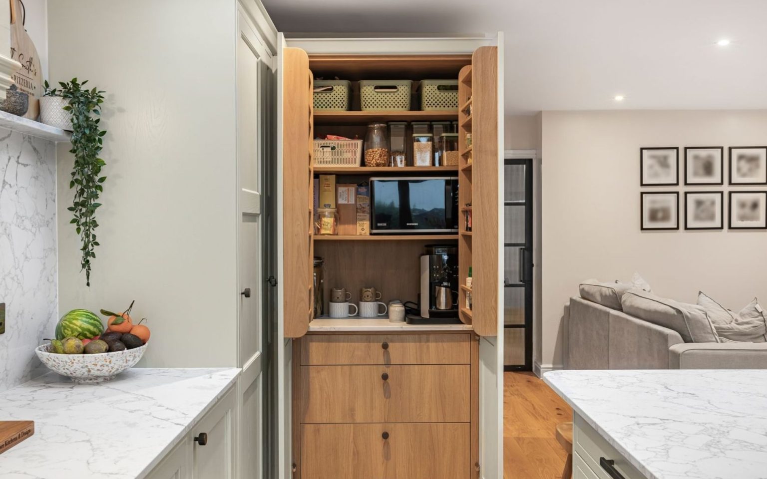 Mussel Winslow Bespoke Kitchen Cabinets/Units - Real Stories